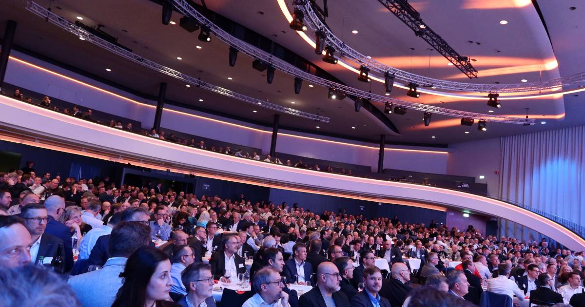 Die ICT-Branche will hoch hinaus - onlinepc.ch