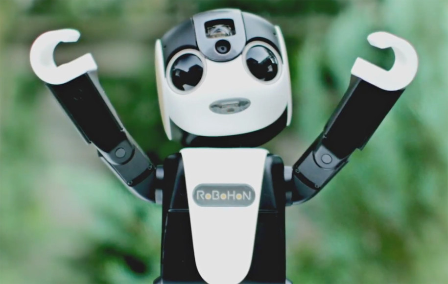 Sharp präsentiert Smartphone-Roboter RoBoHoN - onlinepc.ch